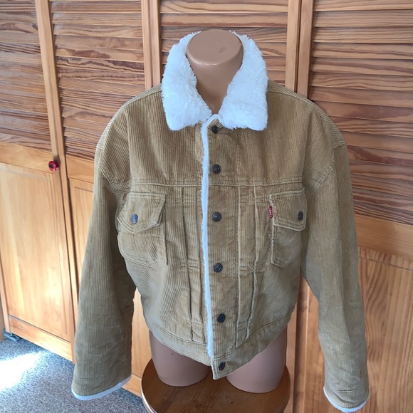 Levi's | Jackets & Coats | Levis Cropped Sherpa Corduroy Jacket Soft ...